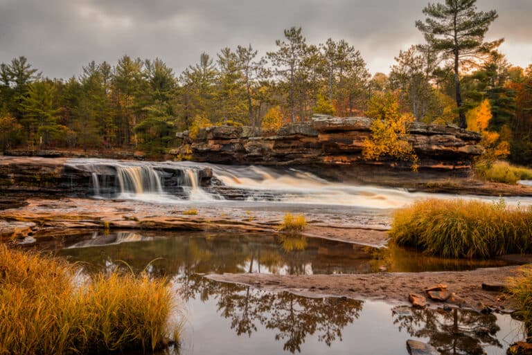 Minnesota Fall Colors: 9 Best Places to See Them in 2025