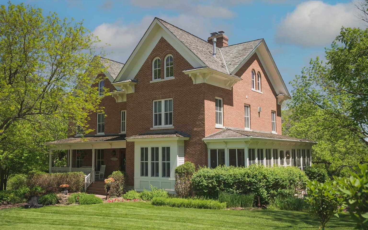 39 Best Midwest Restaurants That are Award-Winning for 2026