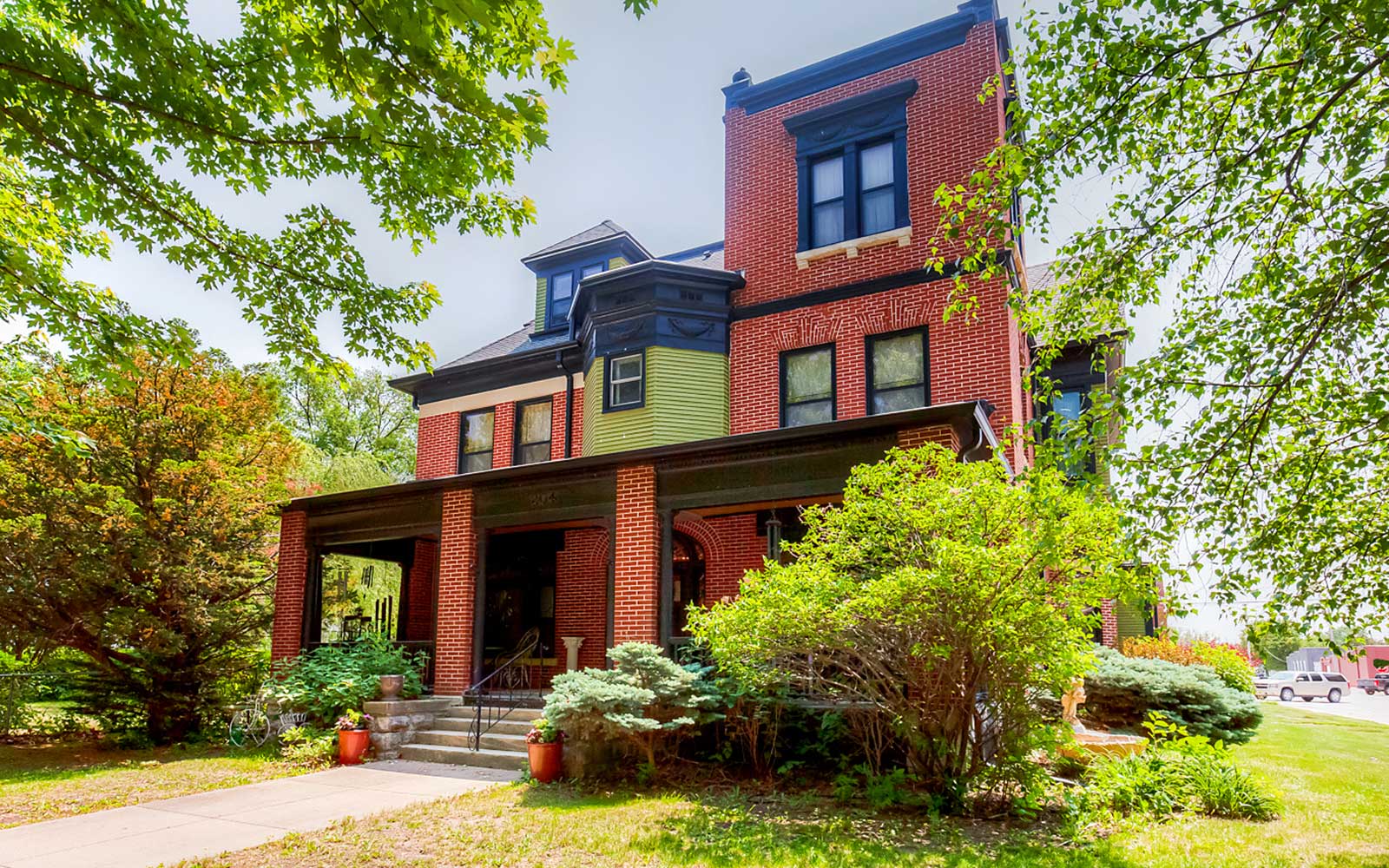 39 Best Midwest Restaurants That are Award-Winning for 2026